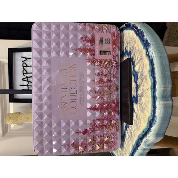 Essentials | Makeup | Essential Eye Collection Makeup Kit New | Poshmark